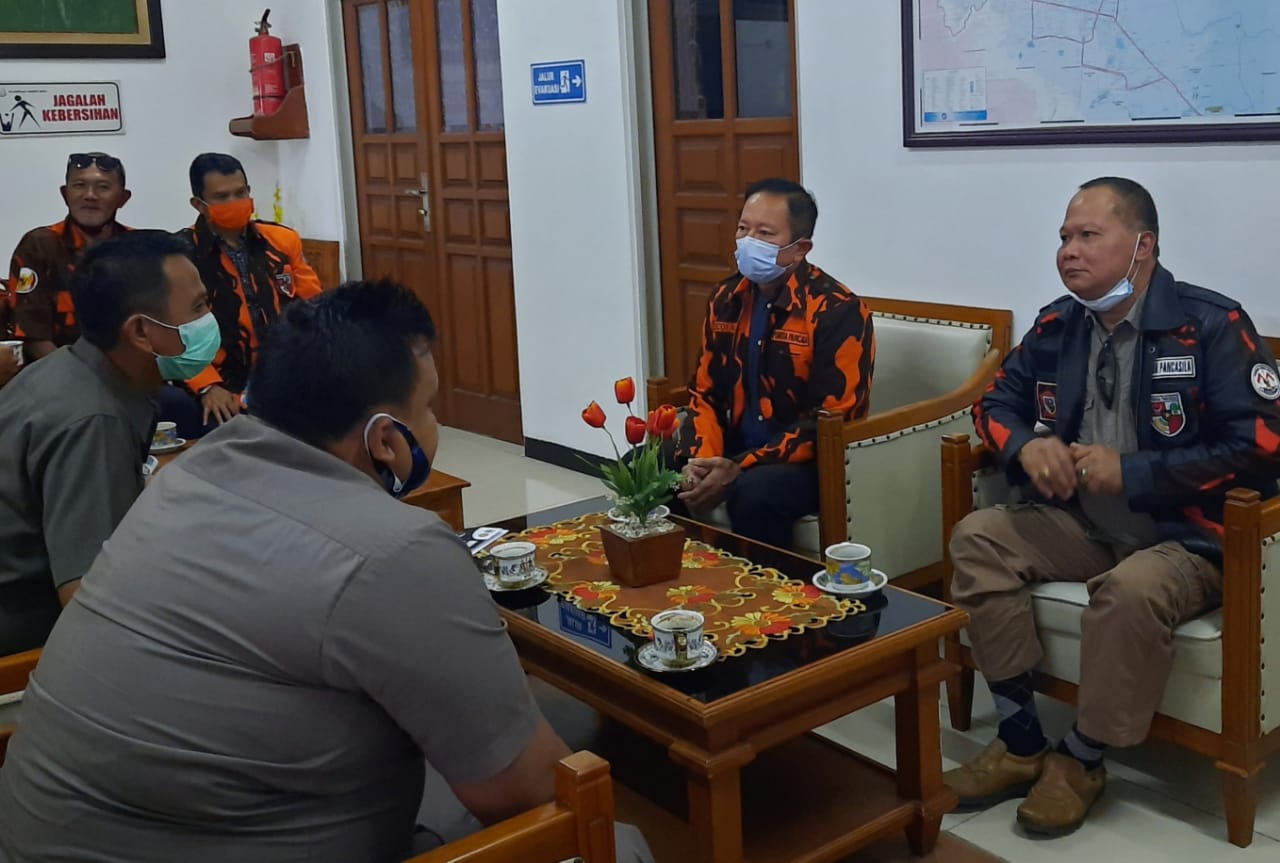Dikunjungi, Kajari Gelar Audiensi dengan Ormas PP | SurabayaPost