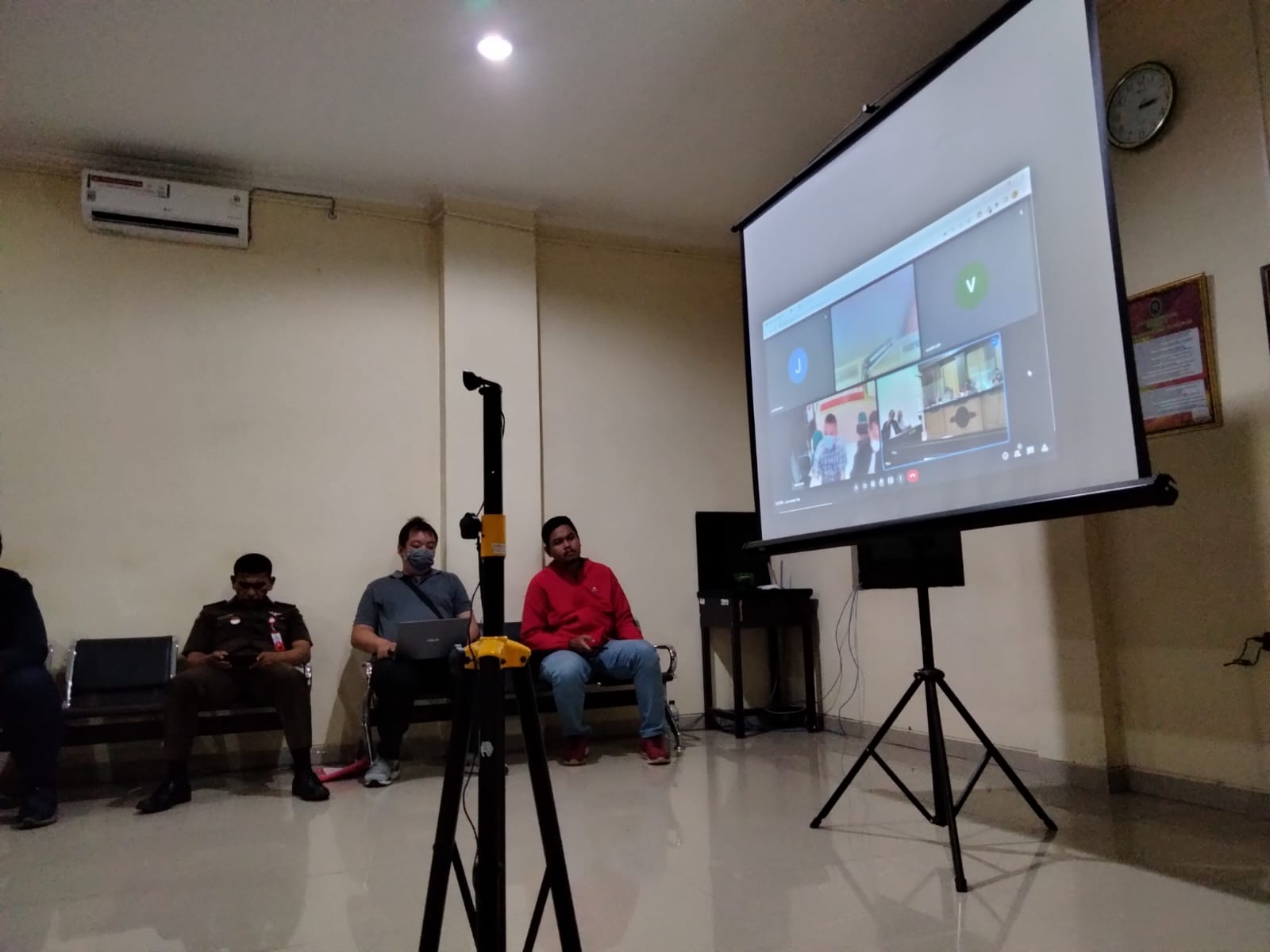 Sidang Lanjutan Menantu Tega Pidanakan Mertua, Memasuki Babak Pemeriksaan Saksi | SurabayaPost