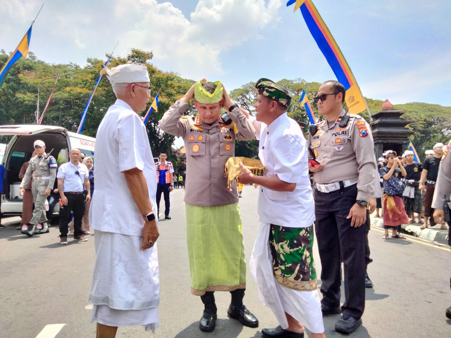 Meriah Kirab Ogoh Ogoh Pertama Kalinya Digelar Di Kota Malang Dalam