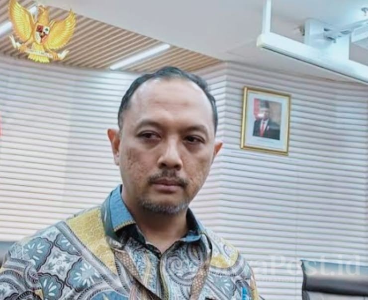 Tim Penyidik KPK Geledah Pemprov Jatim, Sita Sejumlah Dokumen dan BBE ... Tim Penyidik KPK Geledah Pemprov Jatim, Sita Sejumlah Dokumen dan BBE ...